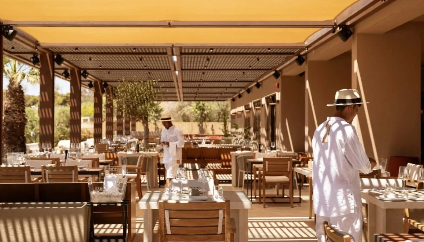 Barbarossa Athens, another resounding arrival on the coastal front ...