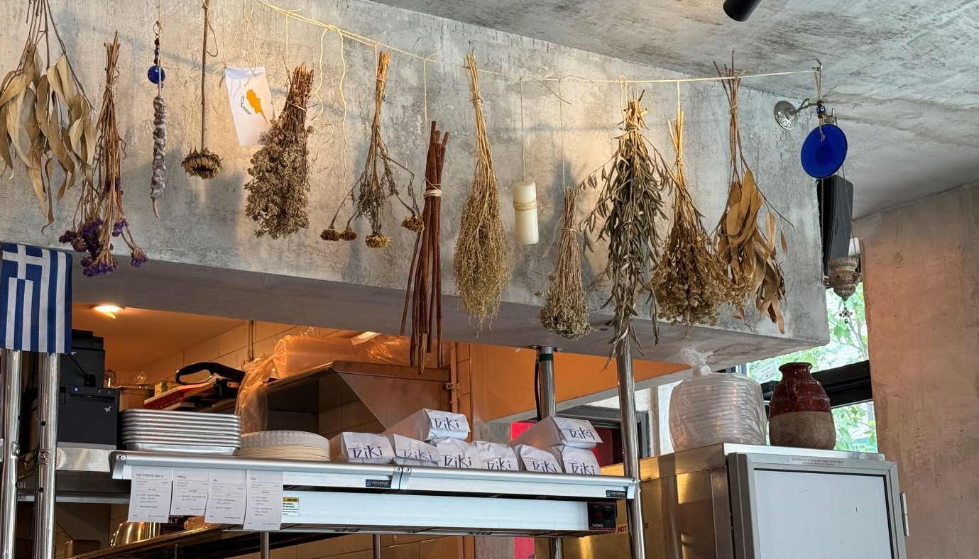 Start Spreading the News: New Yorkers Are Craving Greek Souvlaki | The ...